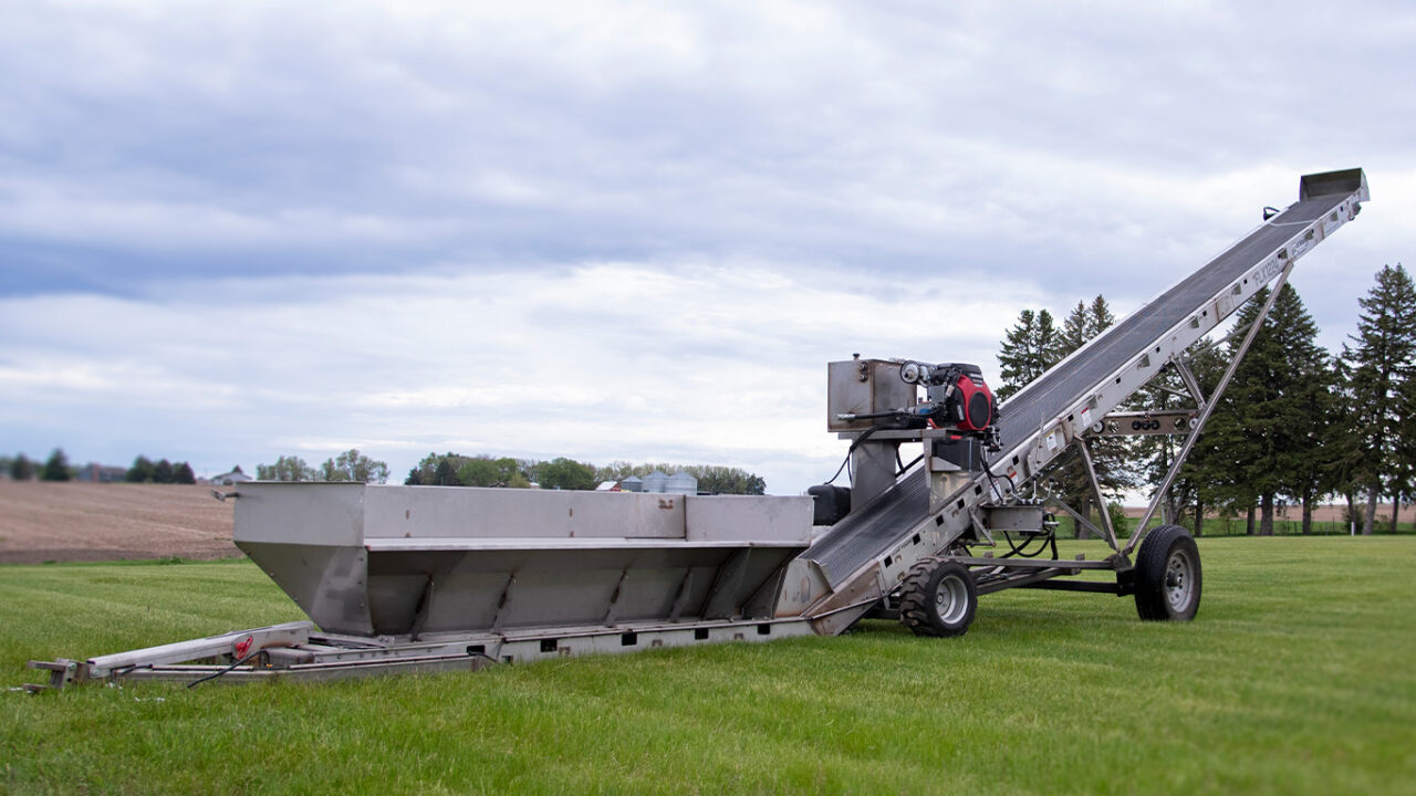 FLX1224 Field Loader - Brehmer Mfg., Inc.