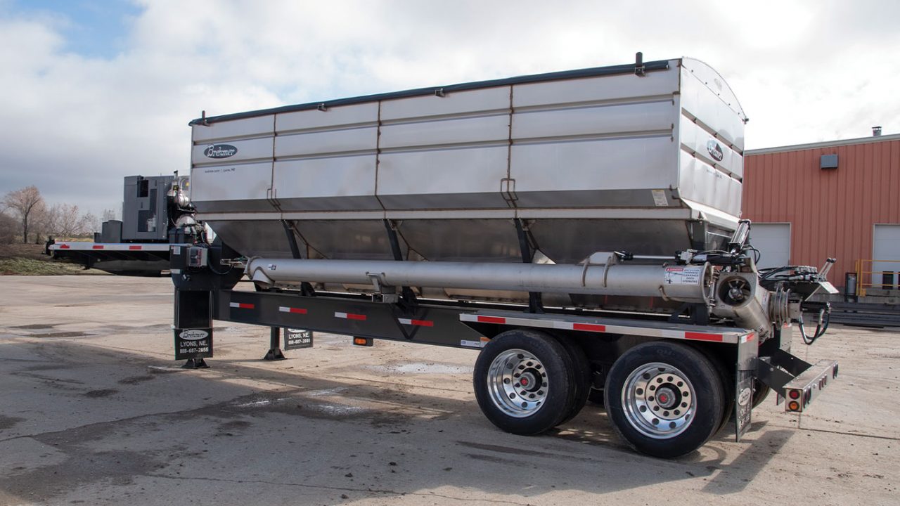 5' Bin Side Discharge Fertilizer Tender - Brehmer Mfg., Inc.